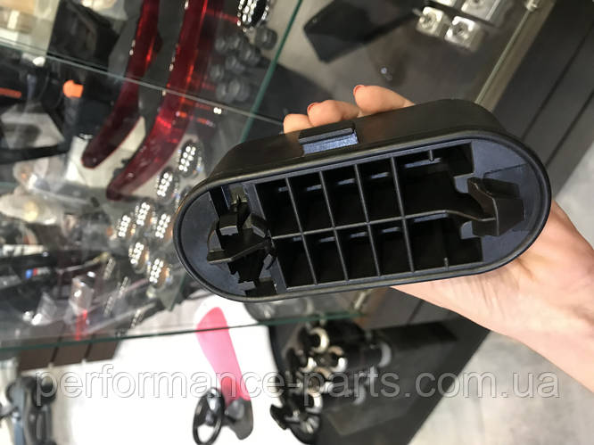 Купити Гніздо під домкрат Audi Q7 4M0802847B, ціна 598 ₴ - Prom.ua (ID ...