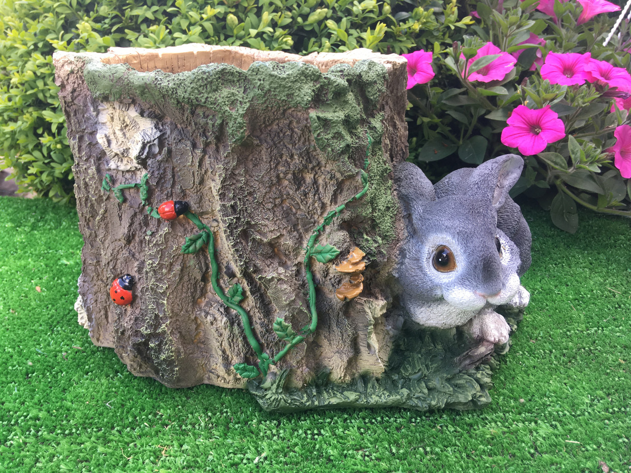 Садова Фігура Пень з Зайчиком висота 21см — у Категорії Садові Паркові Скульптури на Bigl