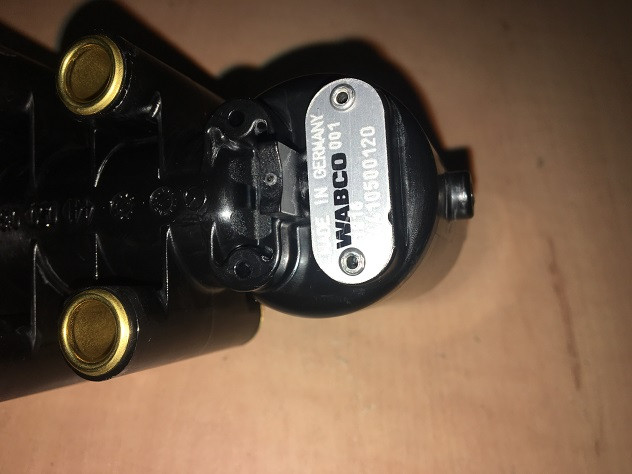 Купить 4410500120 Клапан уровня пола MAN TGA TGS TGX MB ACTROS (пр-во ...