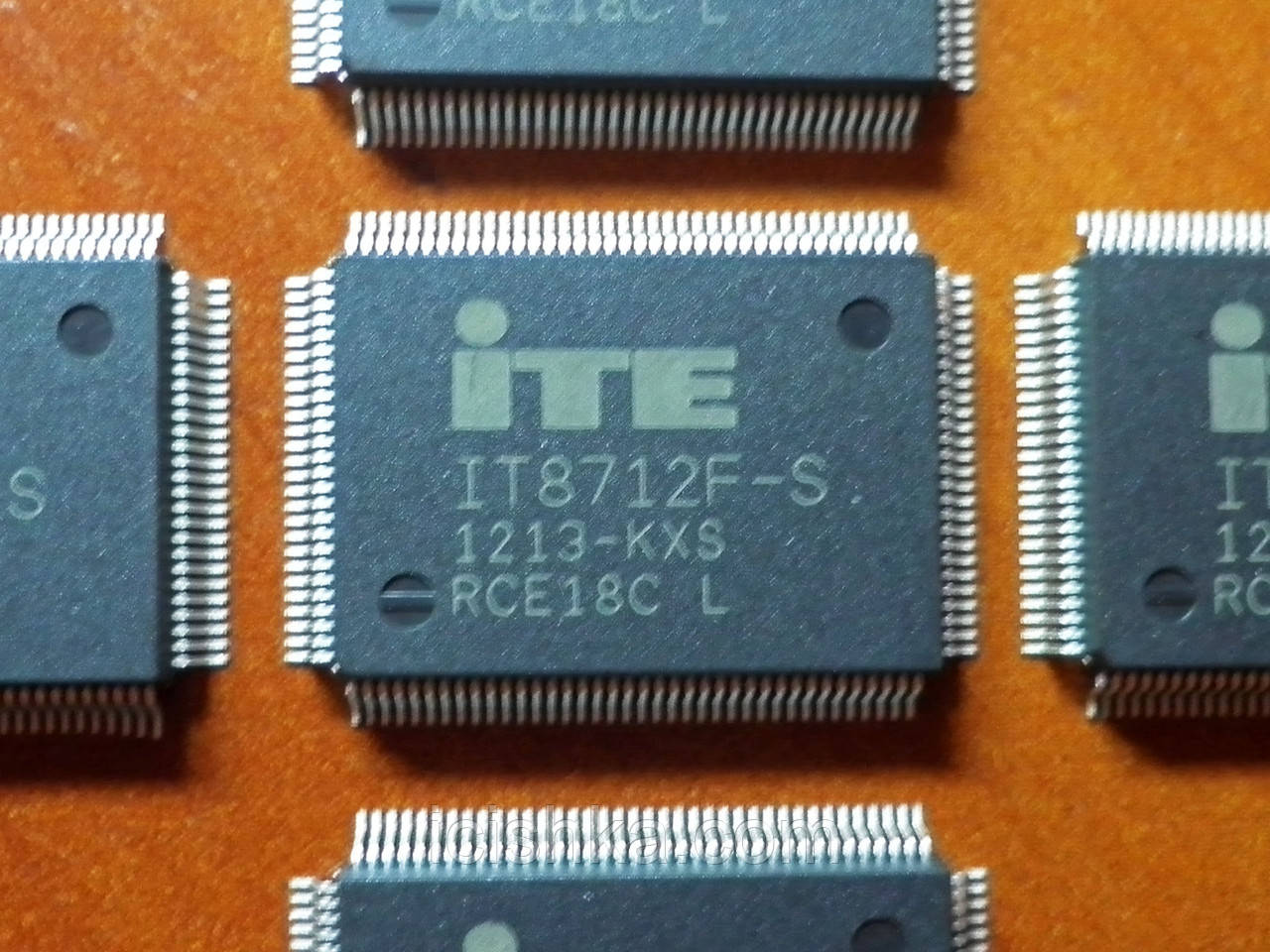 ITE IT8712F-S KXS - Мультиконтроллер (ID#395335953), цена: 57 ₴, купить ...