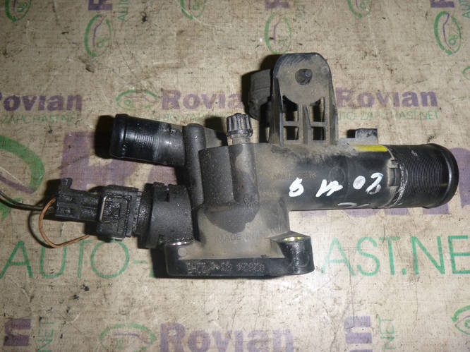 Корпус термостата (1,5 DCI 8V) Renault SCENIC 2 2003-2006 (Рено Сценик ...