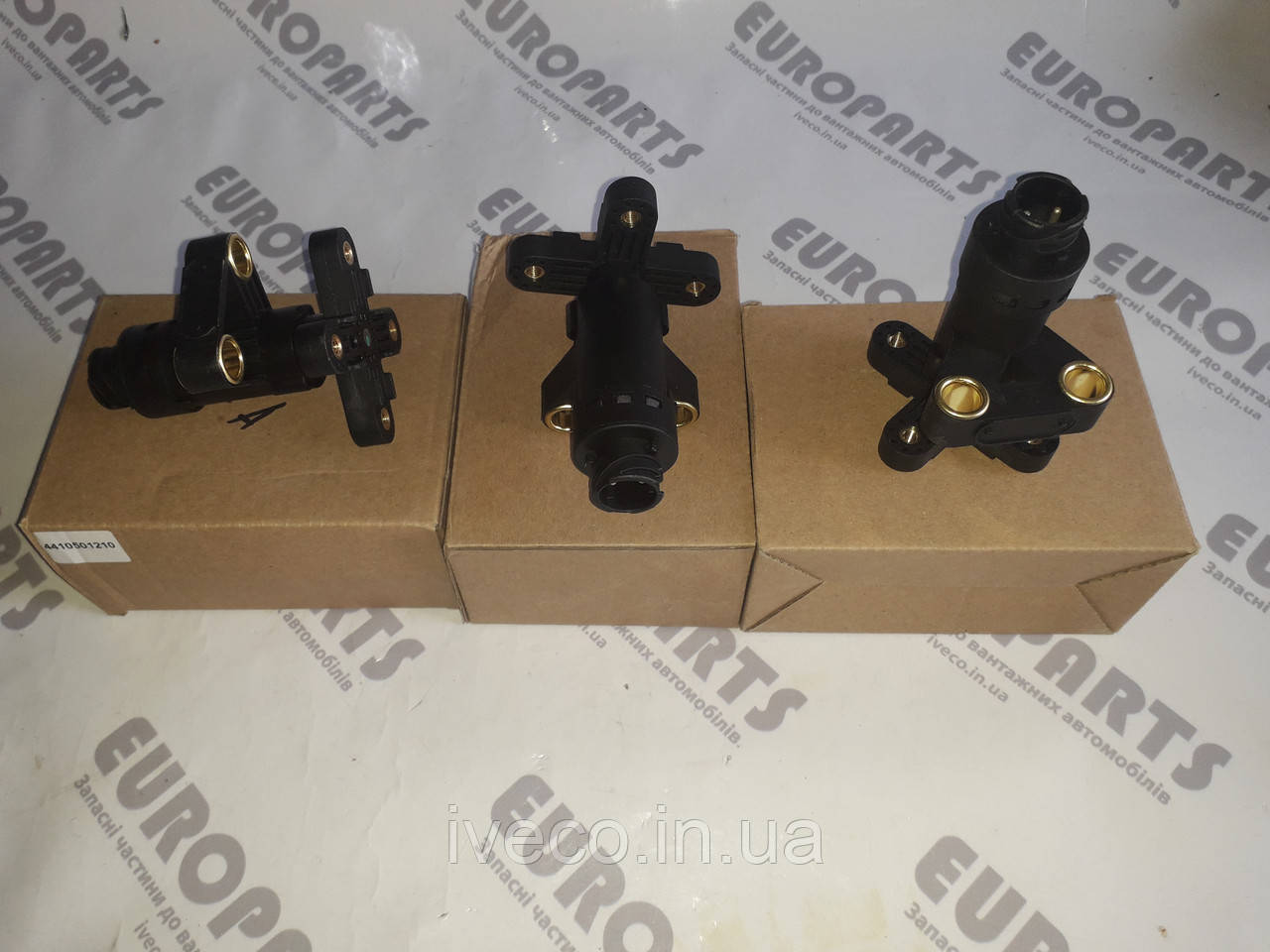 Купити Кран рівня підлоги підвіски DAF, IVECO, Scania, SETRA, MAN, MB ...