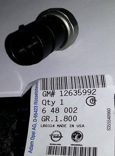 Купить Датчик давления масла GM 24577642 A20NHT A20NFT Z22SE Z22YH ...
