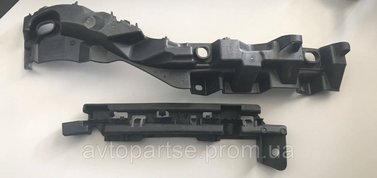 Купити Кронштейн бампера переднього комплекту ПРАВА СТОРОНА!! RENAULT ...