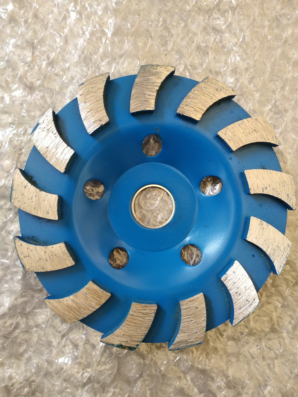 Чашка алмазная (шлифовальная) по бетону и камню турбоволновая: продажа ...