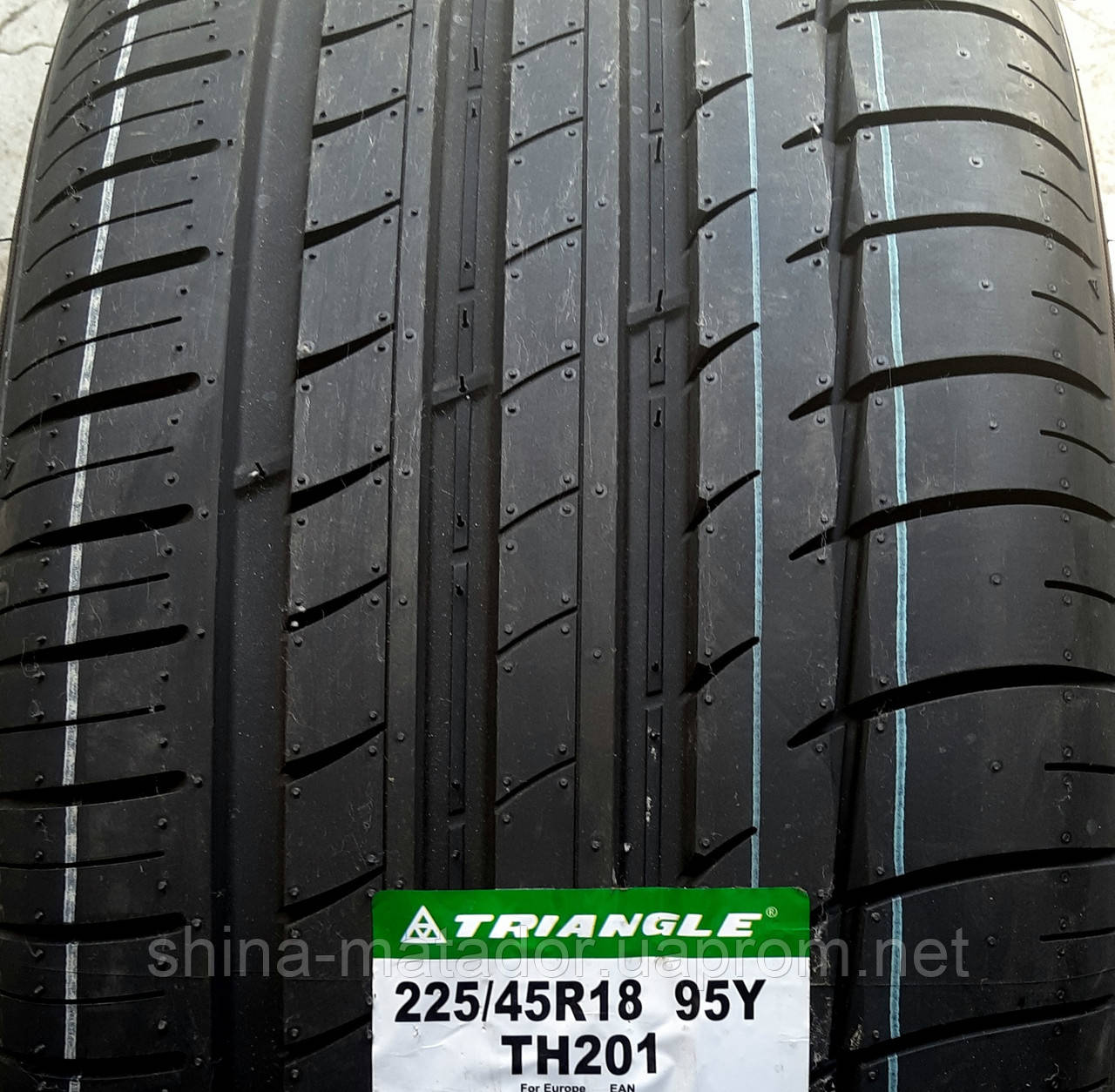 Шины 225/45 R18 95Y XL Triangle TH201, цена 2350 грн - Prom.ua (ID ...