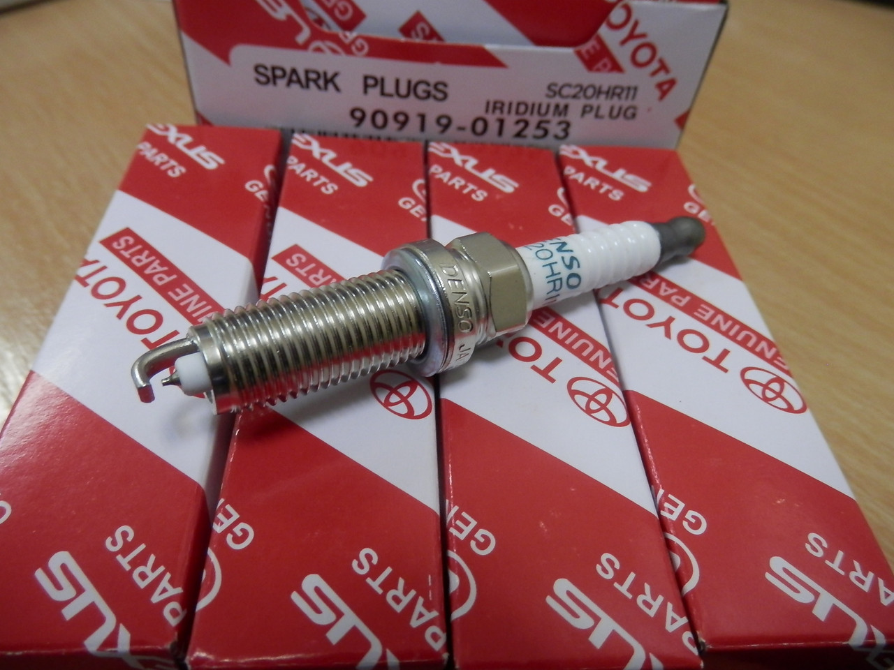 Купить Иридиевые свечи DENSO SC20HR11 (3444) артикул 90919-01253, цена ...