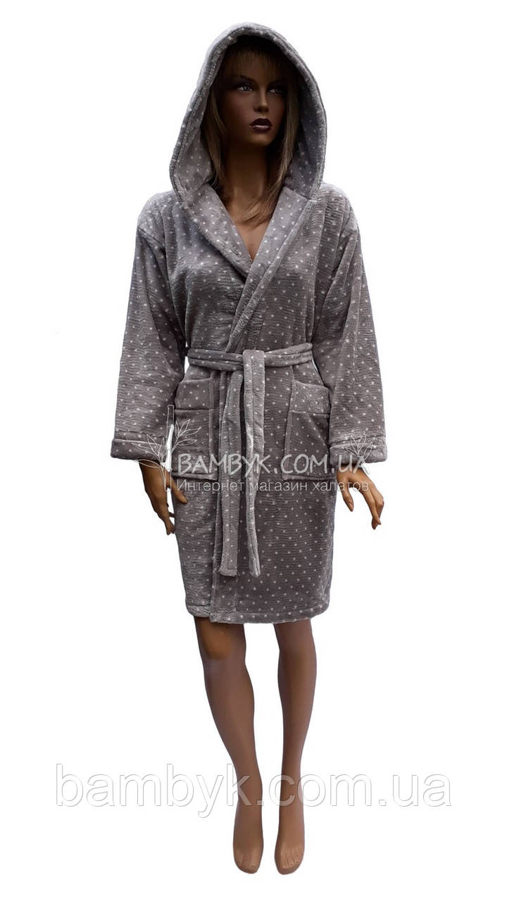 Короткий плюшевый халат с капюшоном в горошек (очень теплый) Stass Moda SM-1231 Серый (ID ...
