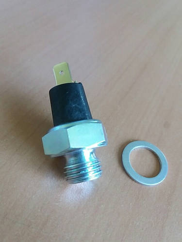 Купити Датчик давления масла IVECO VEOS3513 (98469129), ціна 77 грн ...