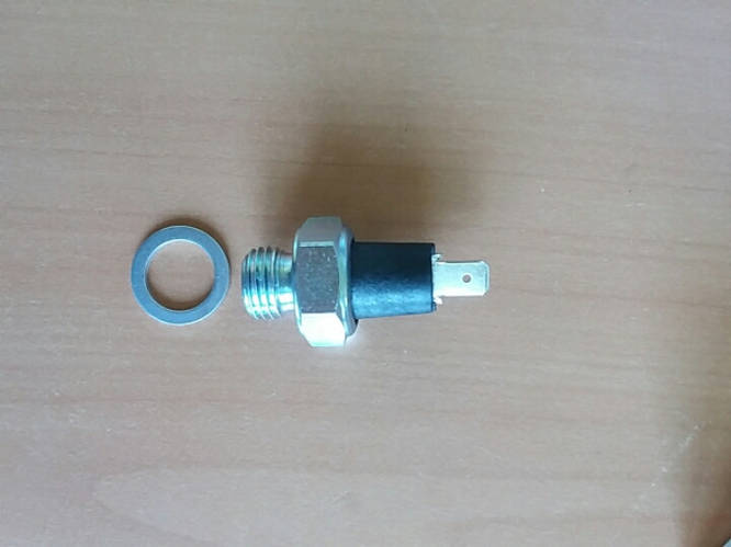 Купити Датчик давления масла IVECO VEOS3513 (98469129), ціна 77 грн ...