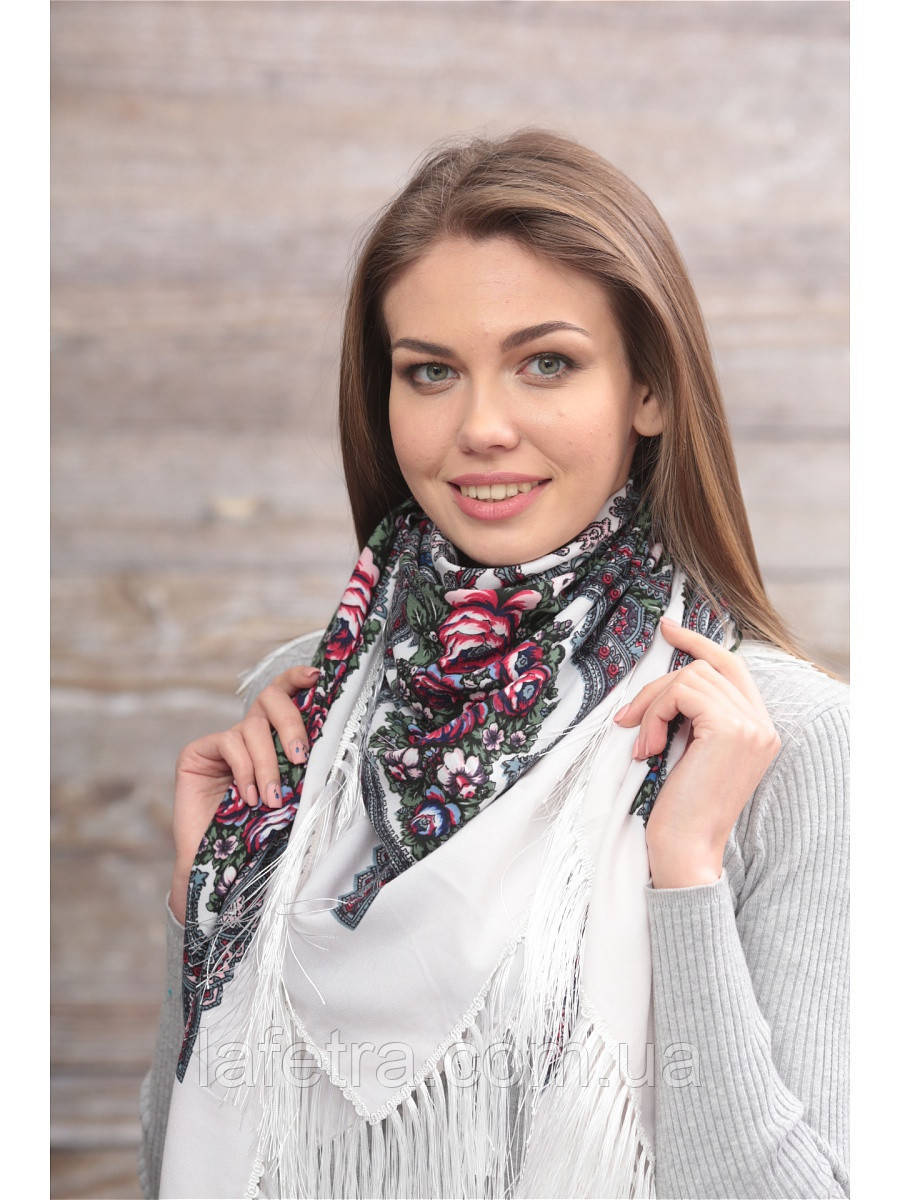 Народный Платок С Цветами Белый 115х115 см С Бахромой: продажа, цена в ...