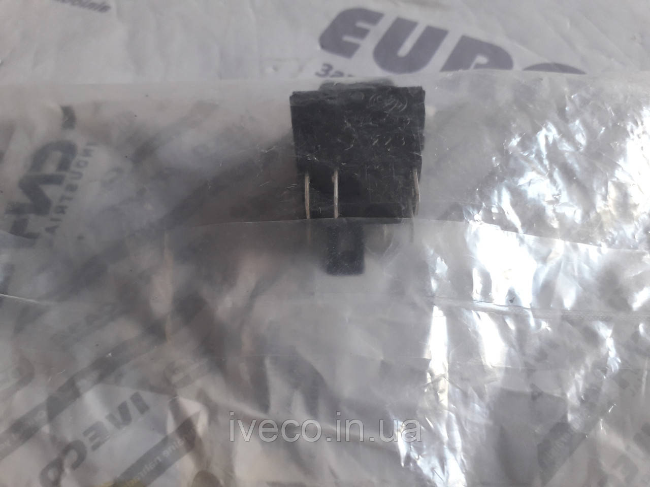 Купить Клавиша стеклоподъемника Iveco EUROCARGO EUROTECH Eurotrakker ...