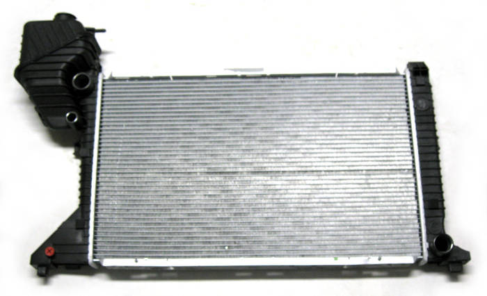 Радиатор Mercedes Sprinter CDI 00-06 гг., цена: 5300 ₴, купить на Prom.ua