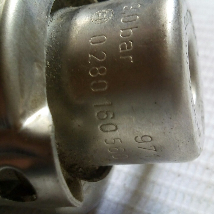 Купити 0280160560 Bosch регулятор тиску палива в паливній рейці опель ...