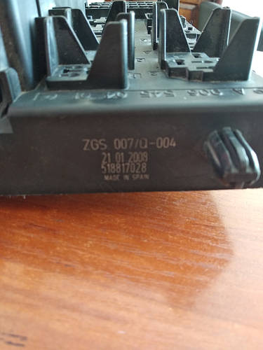 Блок запобіжників Mercedes Sprinter II б/у 906 545 04 01, ціна 2500 грн ...