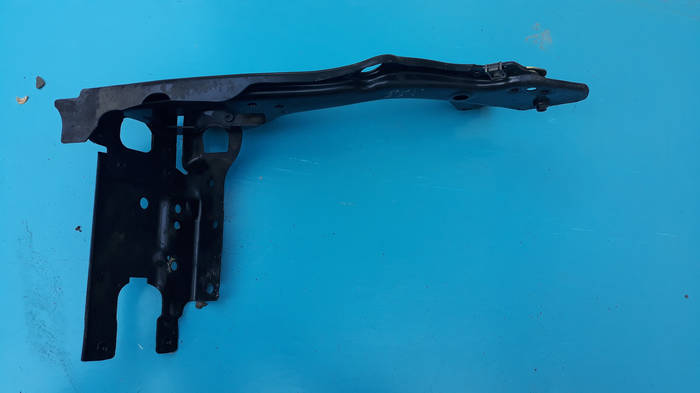 Кронштейн ліва рамка панель ліва фари мерседес 211 Mercedes W211 ...