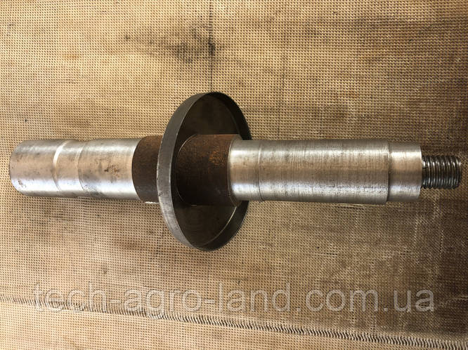 Купити Вал колеса плуга ПЛН 3-35, ціна 500 грн - Prom.ua (ID# 1040904577)