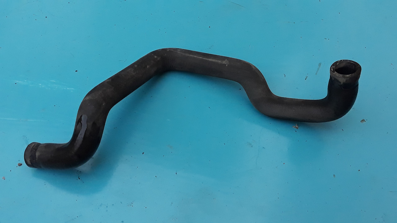 Патрубок Системы Охлаждения Webasto Бмв Е39 Bmw E39 64218379341 8379341 ...