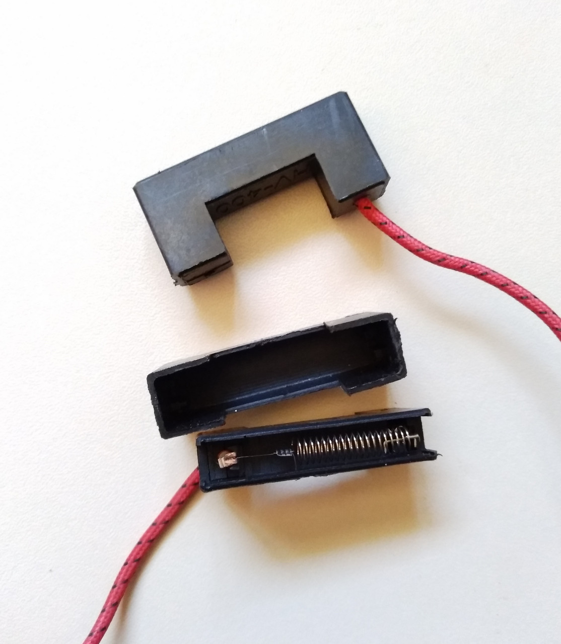 Купить Предохранитель микроволновой печи TUV 5kV-650mA, Б / У, цена 46. ...