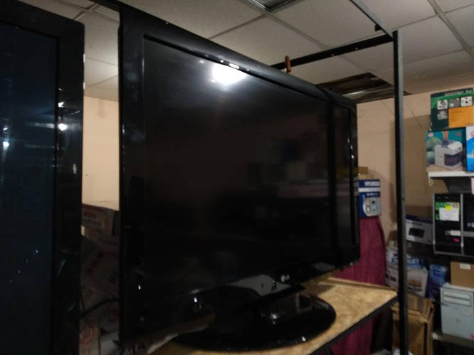 Купить Телевизор LG 42LG2000, цена 5500 грн — Prom.ua (ID#1076851431)
