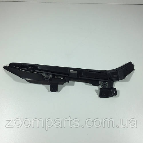 Кронштейн молдинга Mazda GSH750151, цена 360 грн — Prom.ua (ID#1062023368)