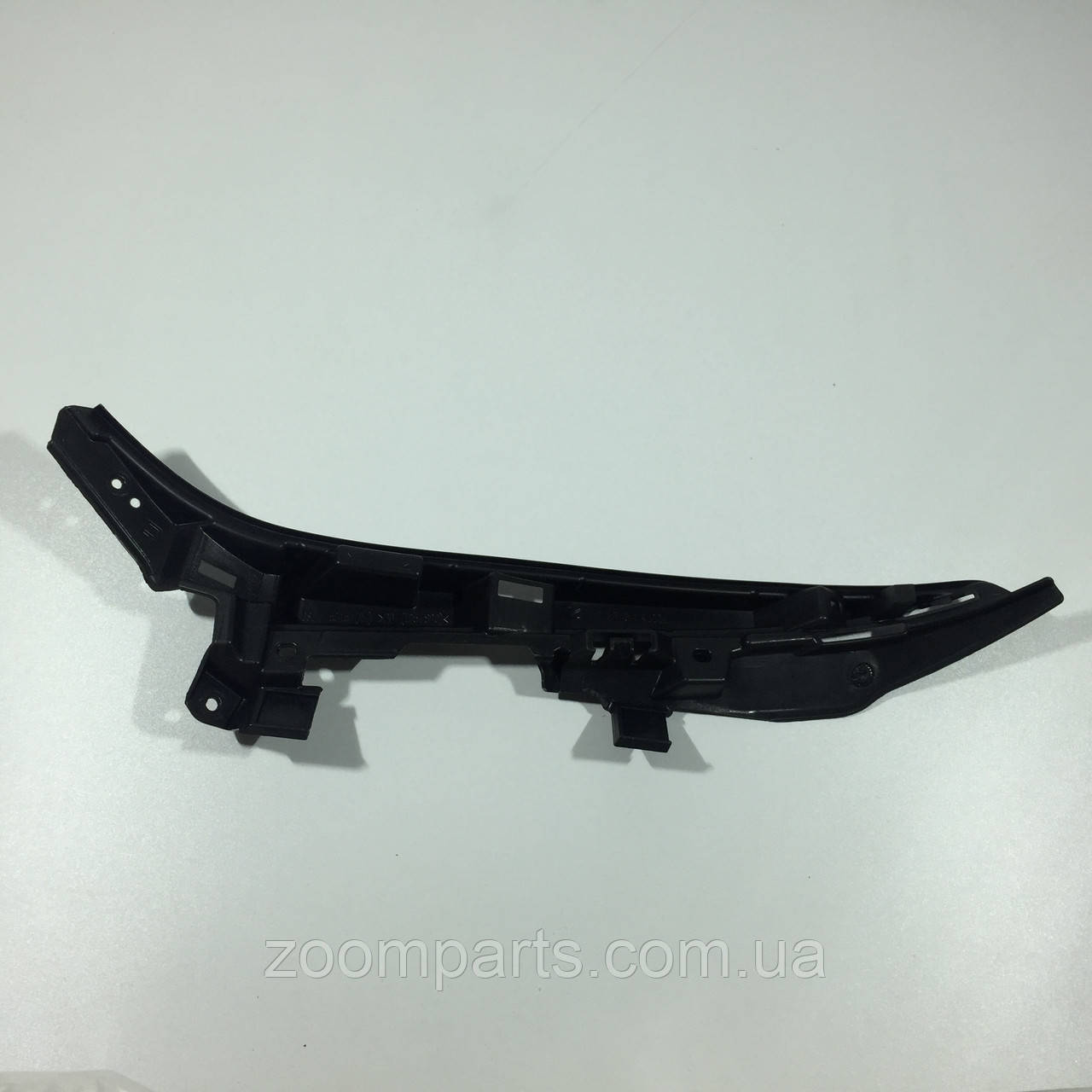 Кронштейн молдинга Mazda GSH750151, цена 360 грн — Prom.ua (ID#1062023368)