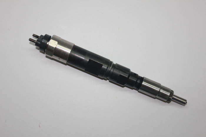 Купить Форсунка injector JOHN DEERE RE504181 для двигателя 8.1L / 6081 ...