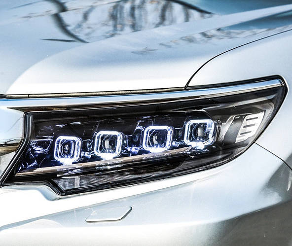 Передние фары Toyota Prado 150 (2018+) тюнинг Led оптика стиль BUGATTI ...