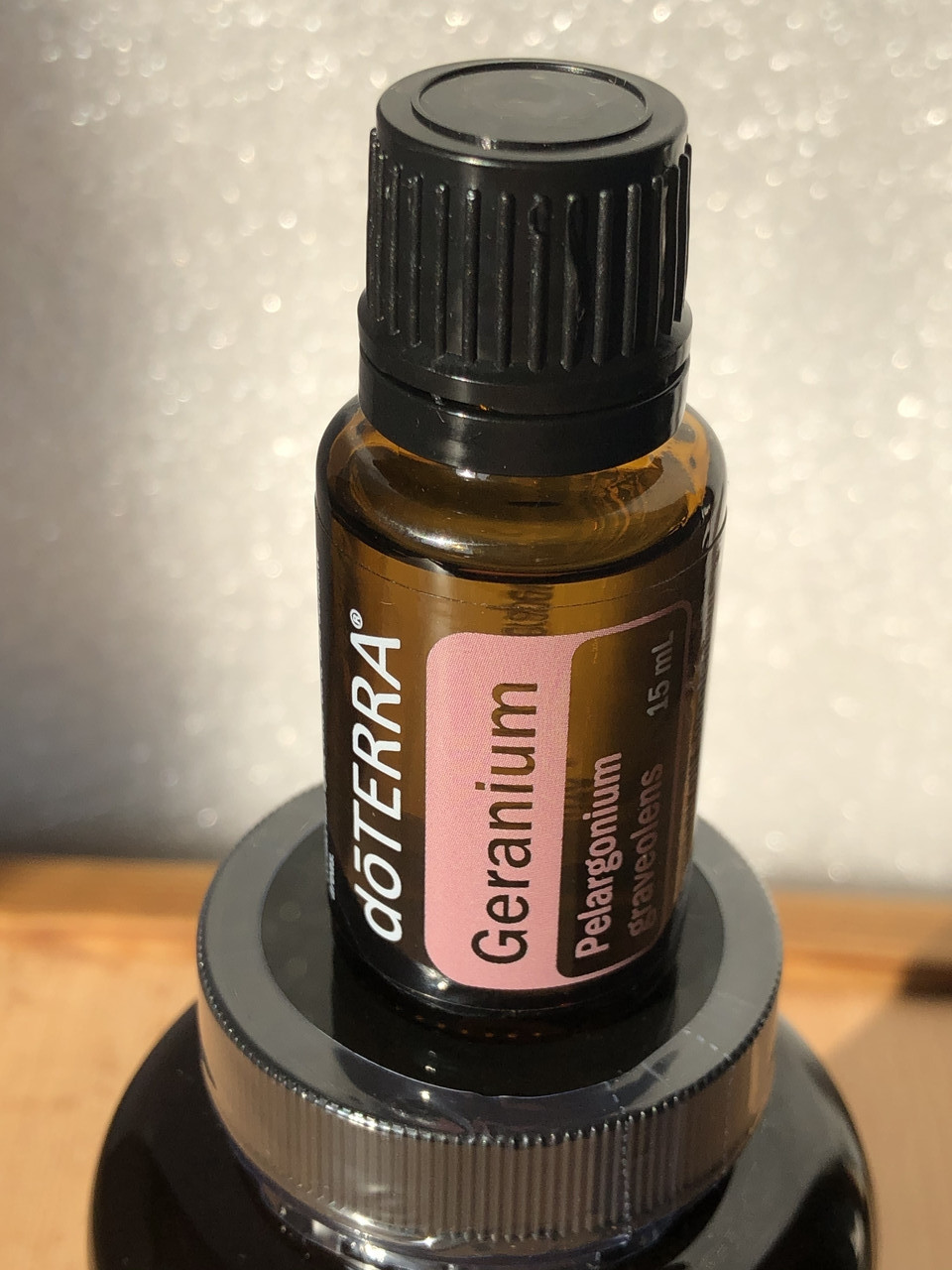 Эфирное масло Герань Geranium DoTerra (Pelargonium graveolens) «Ухо ...