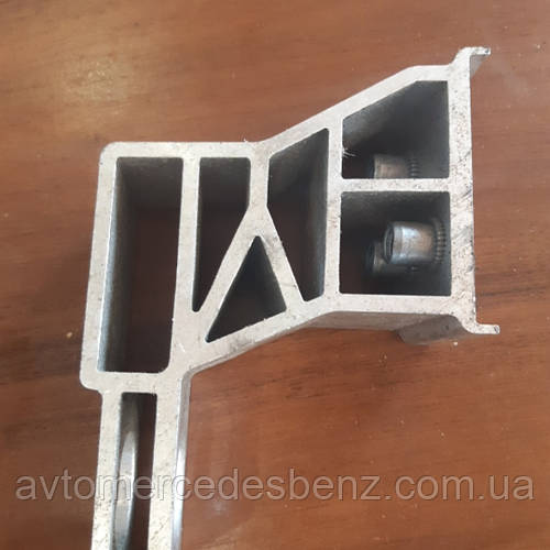 Купити КРОНШТЕЙН РАДІАТОРІВ, скоба кріплення MERCEDES W213 A2135010620 ...