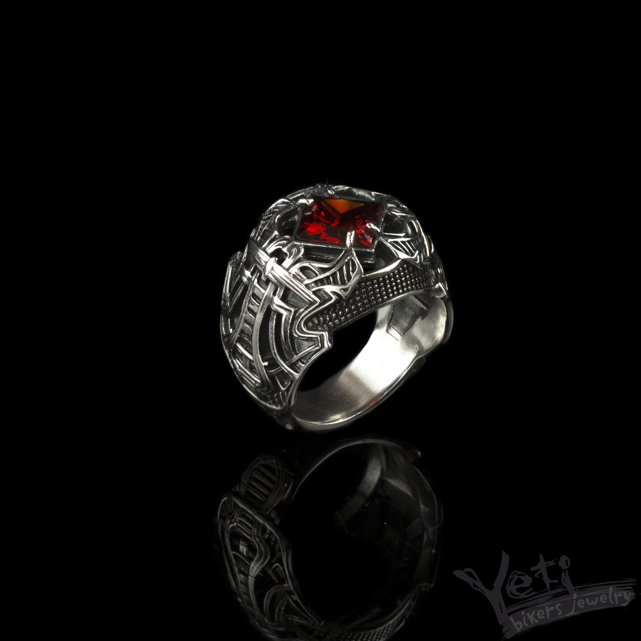 Срібний чоловічий масивний персень із великим каменем "Octavius", ціна ...