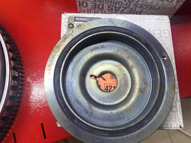 Шкив коленвала демпферный Renault Logan (Original 123031777R), цена ...