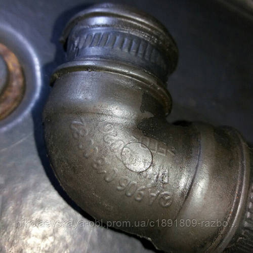 Купити Вентиляційний Патрубок клапанної кришки Mercedes Atego ...