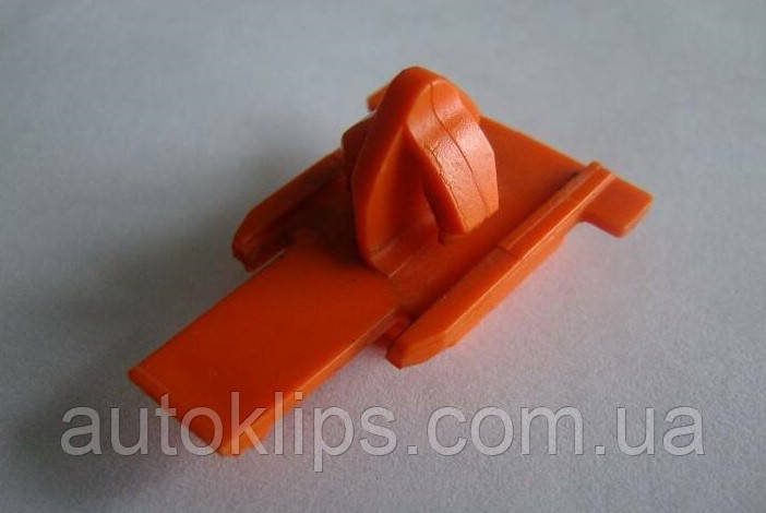 Купить Клипсы крепления молдинга AUDI Q7 OEM:4L0853909, цена 40 ...