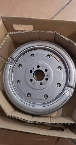 Купить Двухмассовый маховик, демпфер LUK 415072309 AUDI A3 / SEAT ALTEA ...