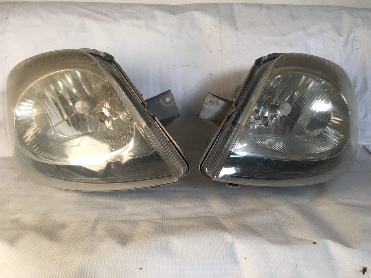 Renault Trafic Opel Vivaro Nissan Primaster 01- фара передняя левая ...