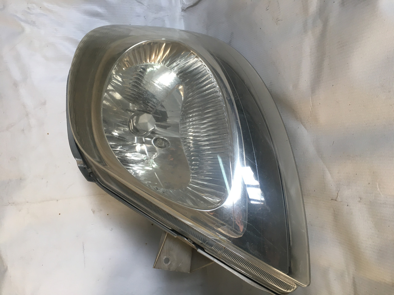 Renault Trafic Opel Vivaro Nissan Primaster 01- фара передняя левая ...