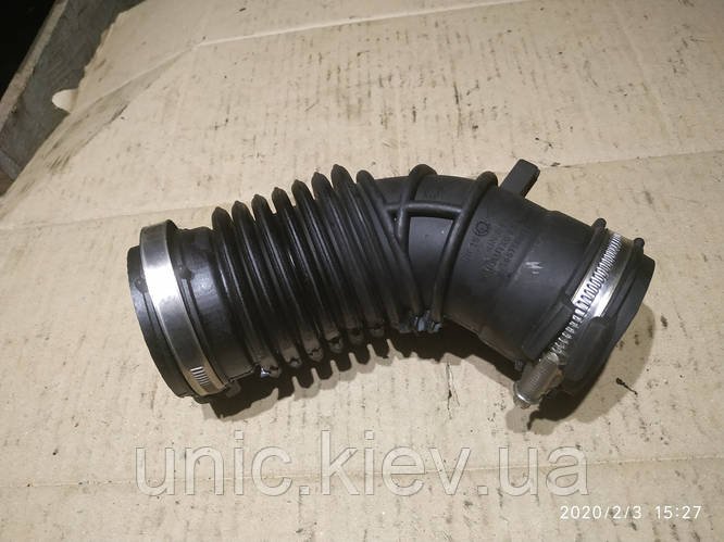 Патрубок воздушный Рено Дастер, Клио 4 1.5 Dci б/у 165758885r, цена 650 ...