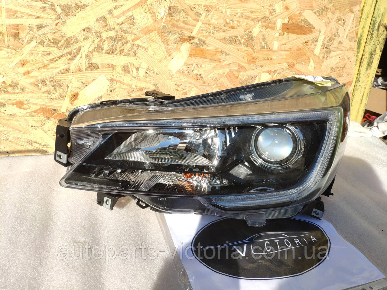 Купити Фара ліва Subaru Legacy, OutBack 15-19 галоген США вживана у ...