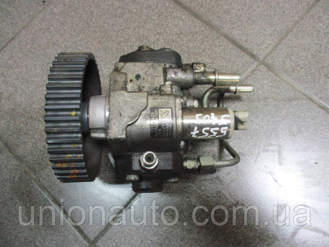 Топливный насос высокого давления, ТНВД 55575409 Opel Astra IV 1.7 CDTi ...