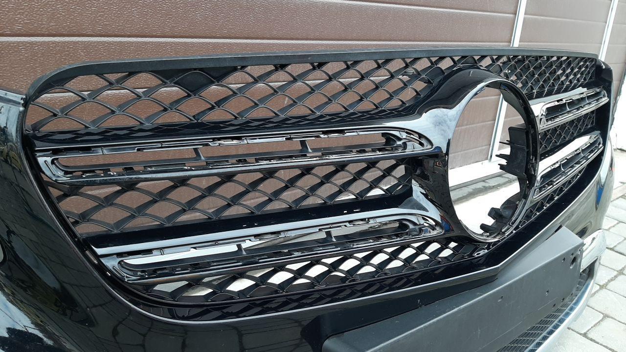 Бампер передній Mercedes GLC X253 Рестайлинг14-19 A2538850122 / Решітка ...
