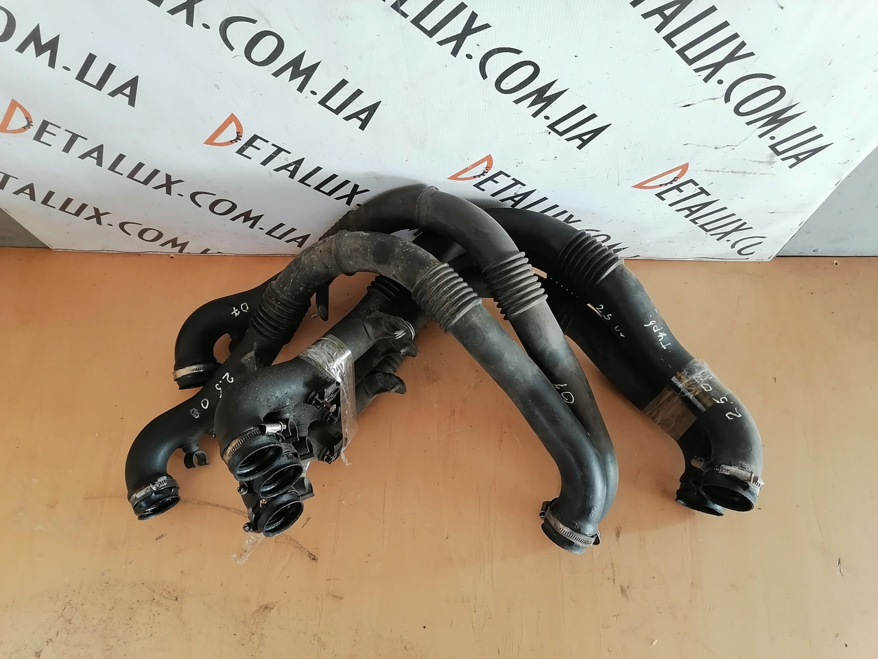 Патрубок інтеркулера від радіатора до клапана EGR, 8200472406 на Opel ...