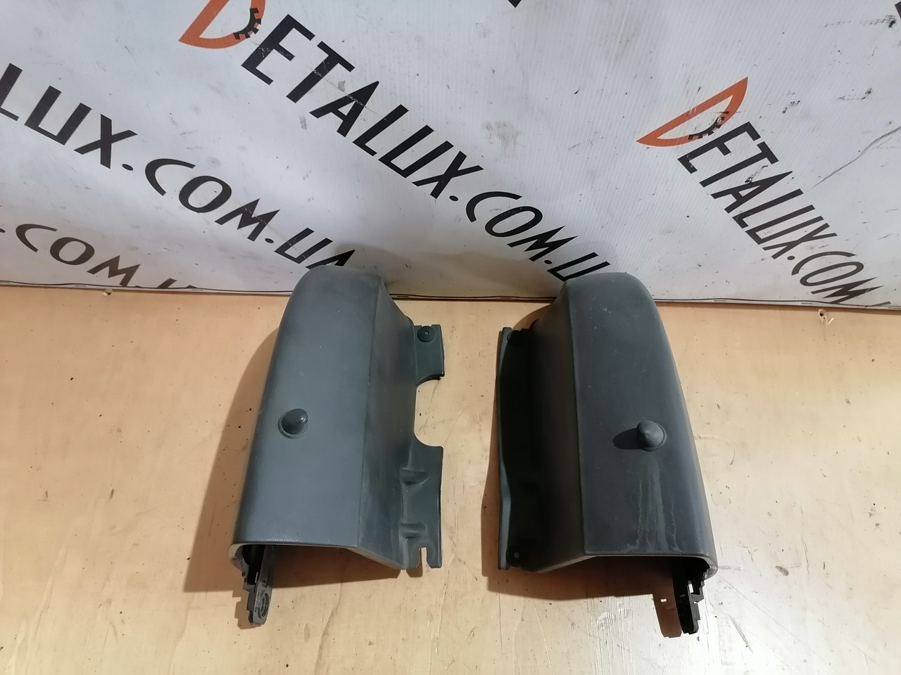 Форсунка Омывателя Заднего Стекла 7700823915 на Renault Trafic, Opel ...