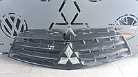 Решітка радіатора Mitsubishi L200 в категорії "Авто-, мото" | Порівняти ...