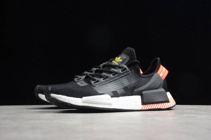 Кроссовки женские Adidas NMD R1 V2 / ADM-3140 (ID#618477096), цена ...