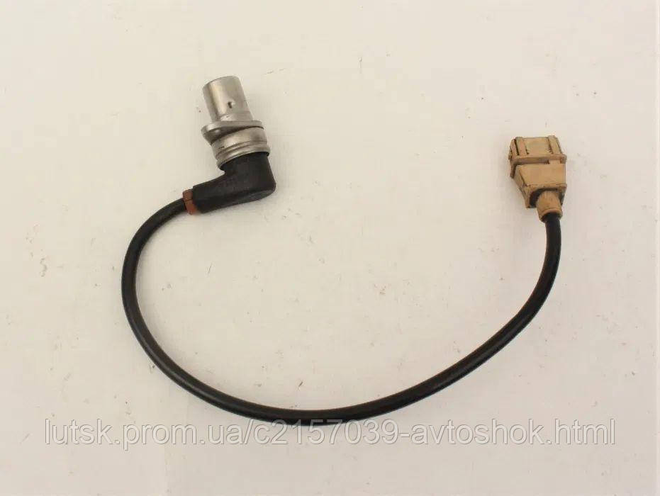 Датчик положения коленвала Volkswagen Passat 2.8, Skoda superb ...