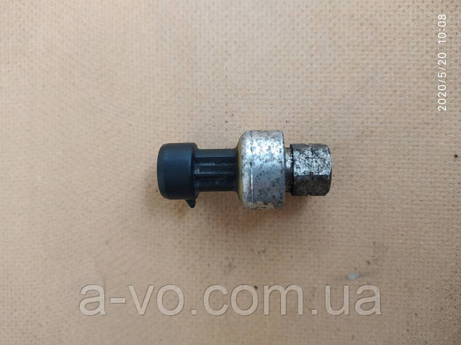 Датчик давления фреона Renault Kangoo 417506 7700417506, цена 390 грн ...