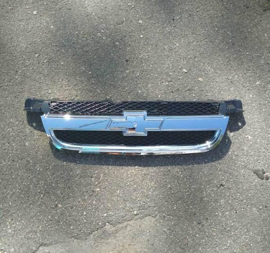 Решетка радиатора Aveo, Авео-3 хром. 96648529 (шт.), цена 803 грн ...