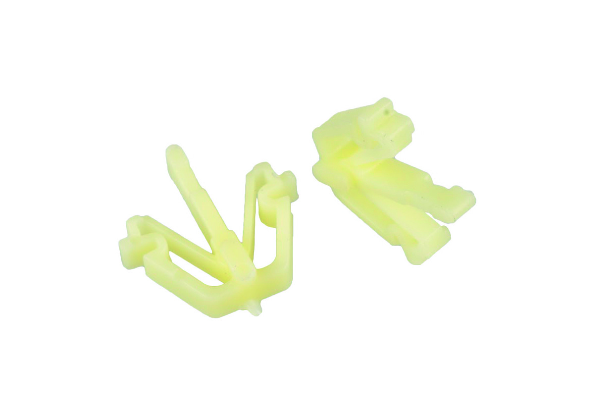 Купить Клипса крепления решетки радиатора Toyota 9046717004 90467-17004 ...