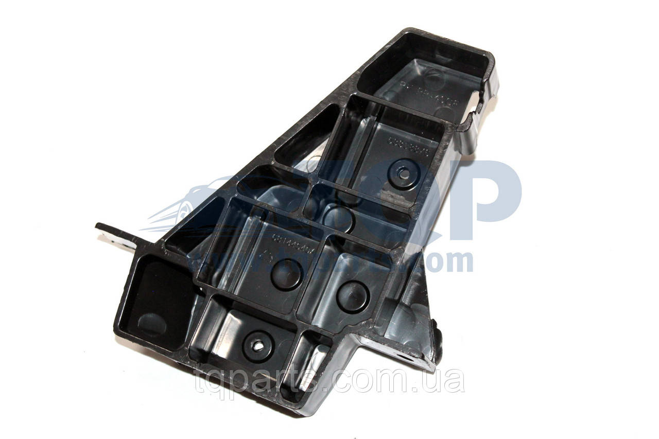 Купить Кронштейн радиатора прав. 68144540AB, Jeep Cherokee (KL) 13-18 ...